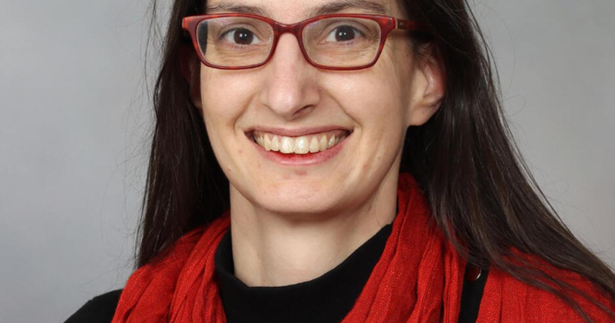 Biomedical ethics professor fosters full-circle mentorship for HC alum ...